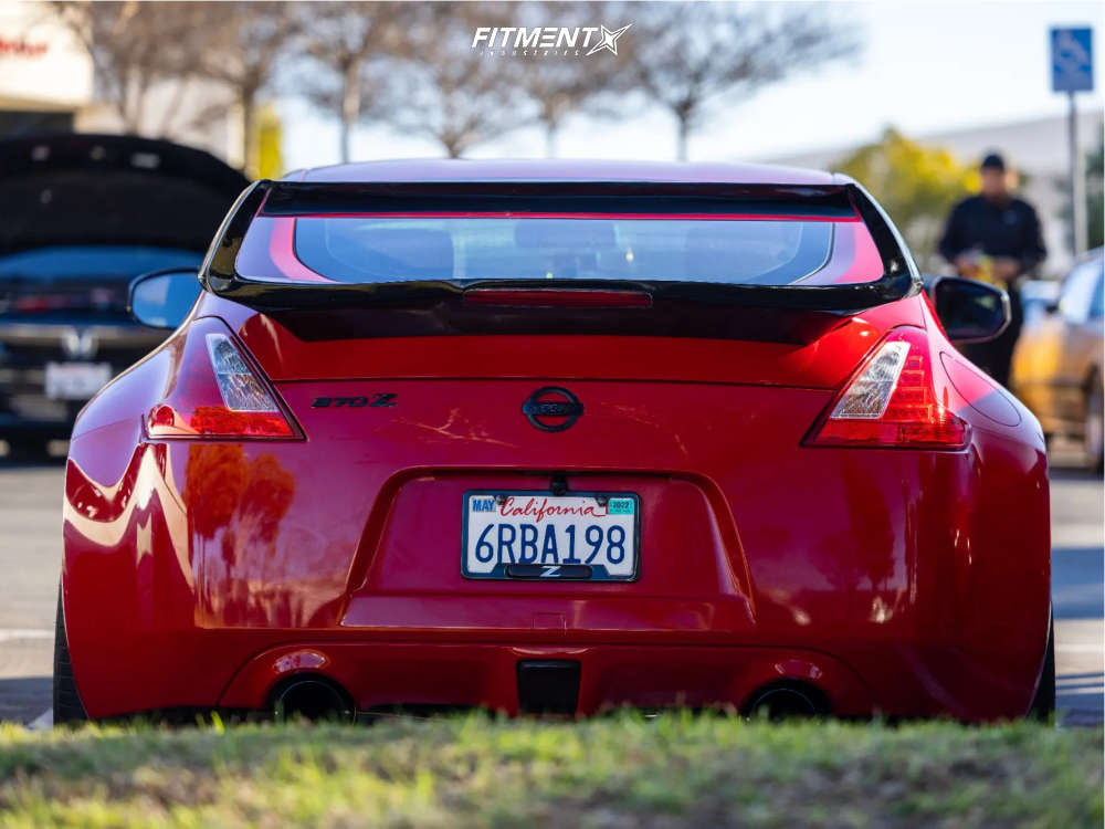 2010 Nissan 370Z Base with 19x9.5 Gram Lights 57dr and Falken 255x40 on ...