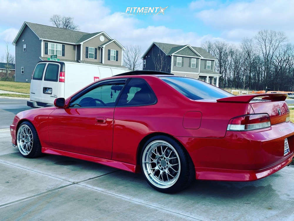 2001 Honda Prelude Type SH with 17x8.5 F1R F21 and Michelin 205x40 on ...