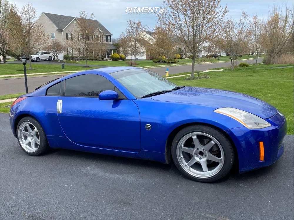 2004 Nissan 350Z Touring with 18x9.5 Vors Tr37 and Vercelli 245x40 on ...