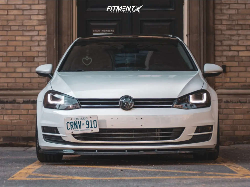 2016 Volkswagen Golf SE with 18x8.5 Superspeed Rf06rr and Michelin ...