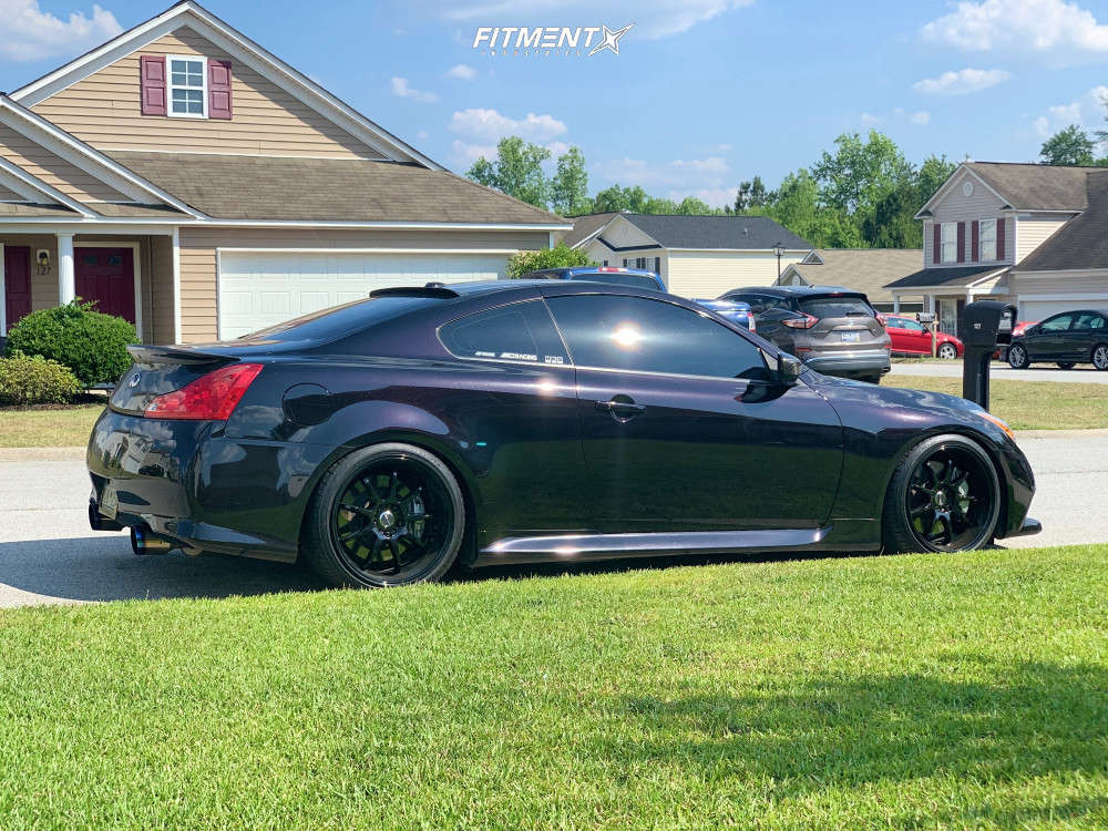 2013 INFINITI G37 IPL with 19x10.5 Work Emotion D9r and Delinte 255x35 ...