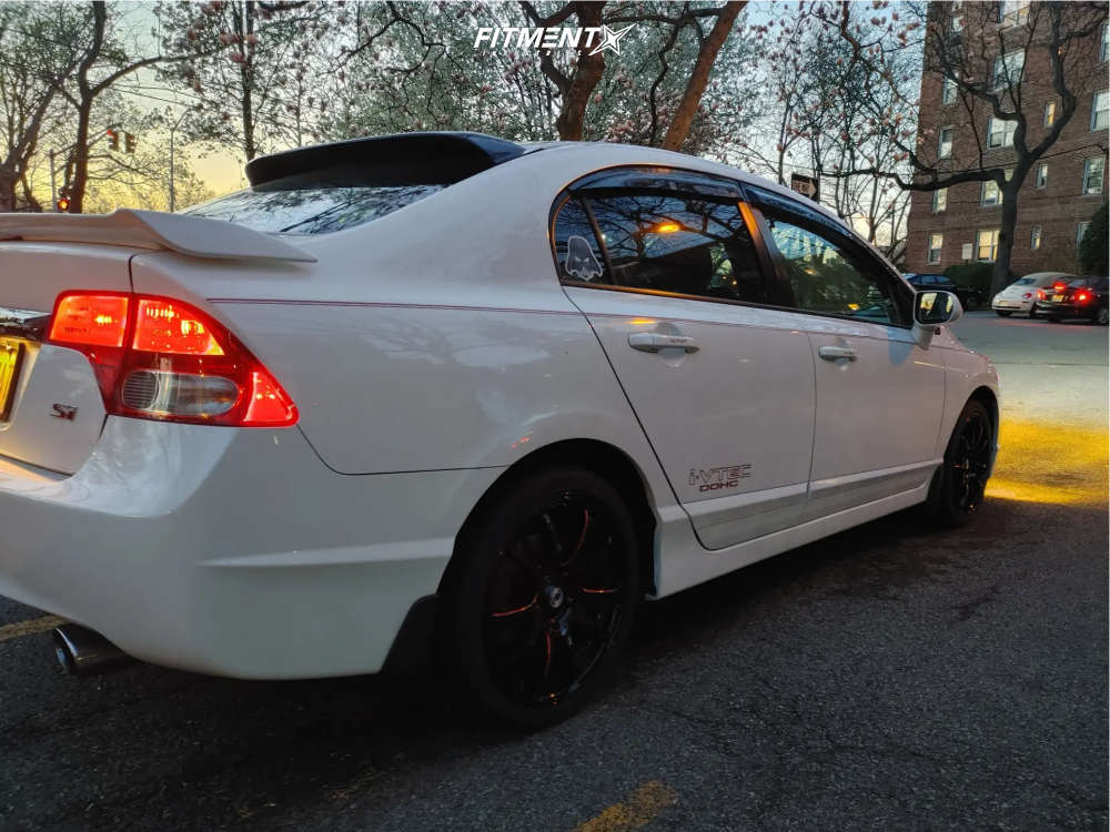 2009 Honda Civic Si with 17x7 Konig Illusion and Toyo Tires 215x45 on ...