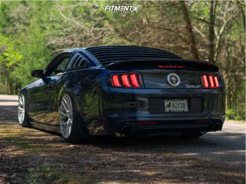 2012 Ford Mustang Base with 19x9.5 ESR Rf11 and Lexani 235x35 on Air ...