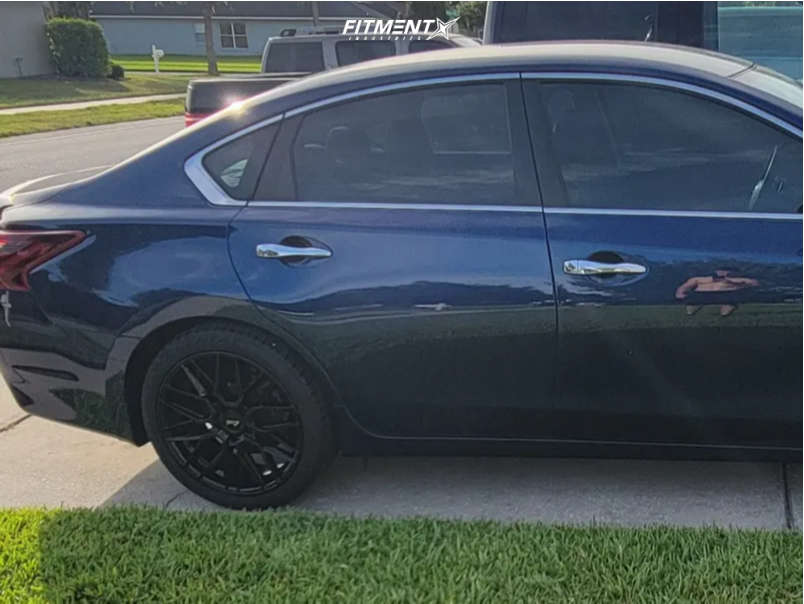 2018 Nissan Altima SR with 19x8.5 Niche Gamma and Continental 245x40 on ...