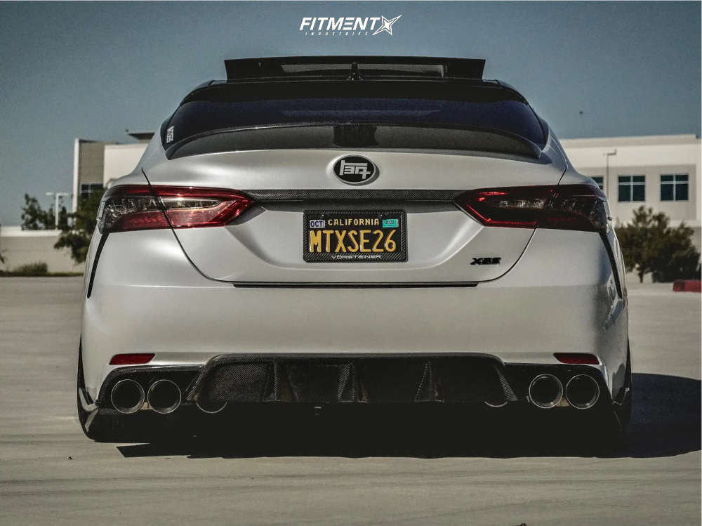 2019 Toyota Camry XSE with 20x9 Work VS XX and Falken 225x35 on Air ...