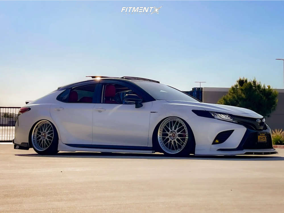 2019 Toyota Camry XSE with 20x9 Work VS XX and Falken 225x35 on Air ...