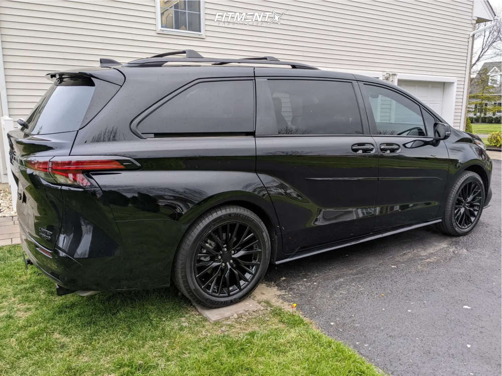 2022 Toyota Sienna Limited with 20x8 Factory Reproductions Fr80 and ...
