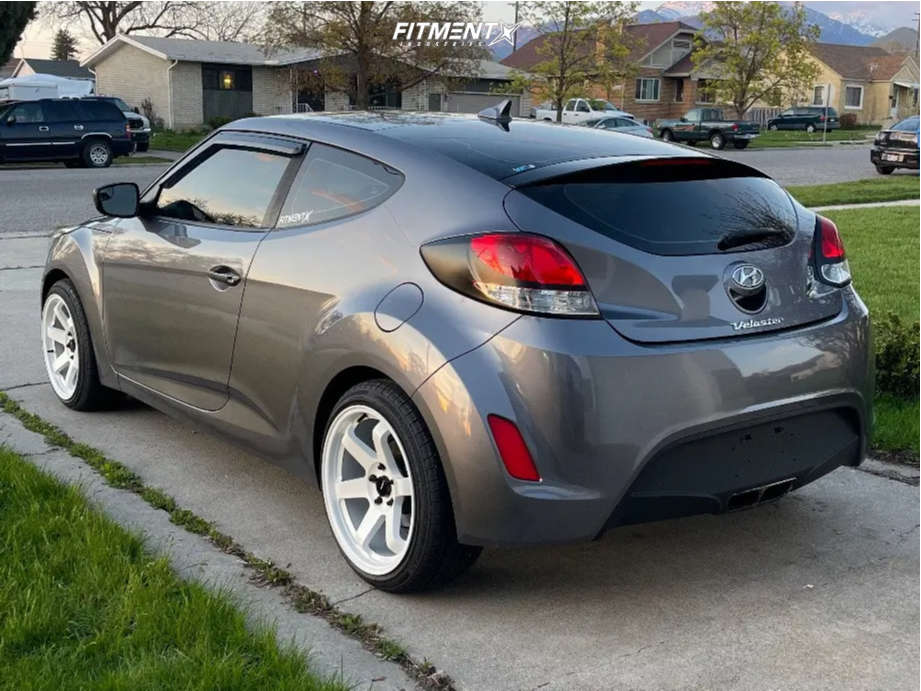 2017 Hyundai Veloster Base with 18x9.5 AVID1 AV6 and Vercelli 225x40 on ...