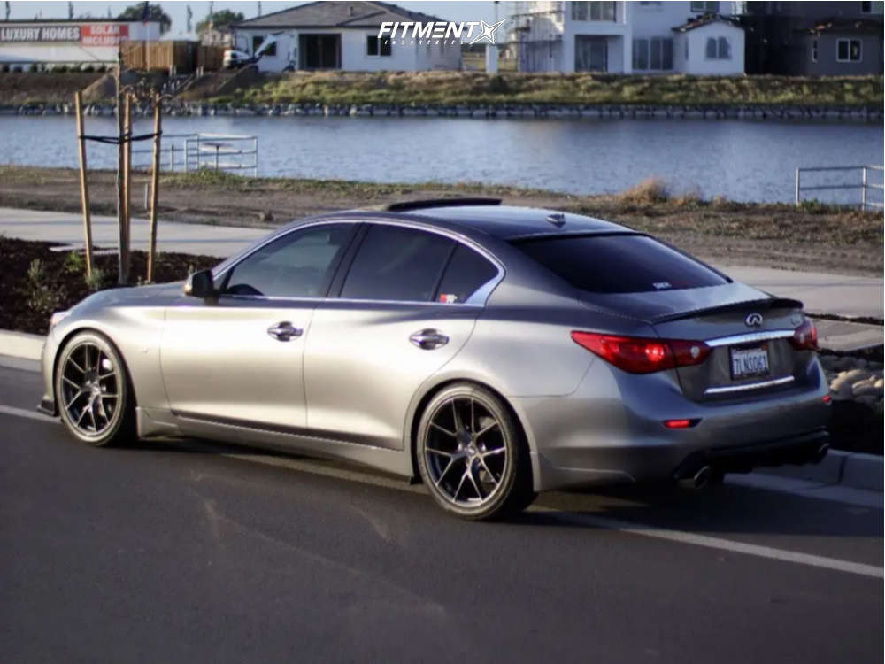 2014 INFINITI Q50 Premium with 18x8.5 ESR Rf2 and Toyo Tires 245x40 on ...