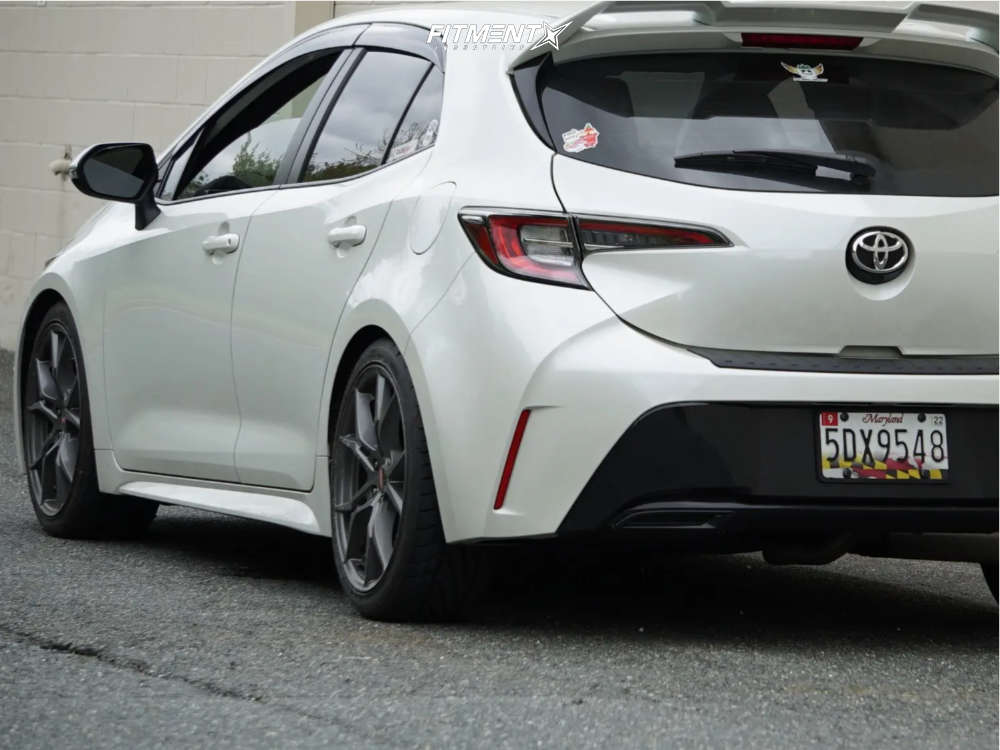 2020 Toyota Corolla SE with 18x8 Enkei Vulcan and Nitto 225x40 on ...