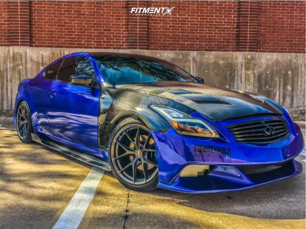 2009 INFINITI G37 X with 19x9.5 ESR Rf2 and Michelin 245x40 on Lowering ...