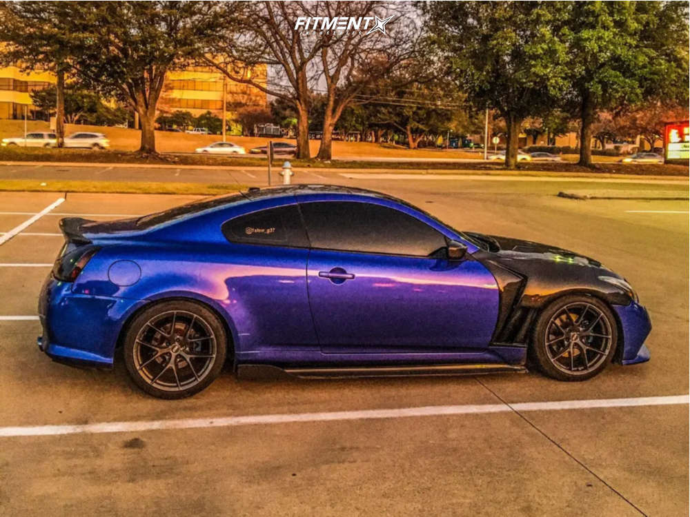 2009 INFINITI G37 X with 19x9.5 ESR Rf2 and Michelin 245x40 on Lowering ...