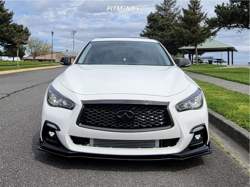 2018 INFINITI Q50 Sport with 20x10 Ferrada CM2 and Toyo Tires 245x35 on ...