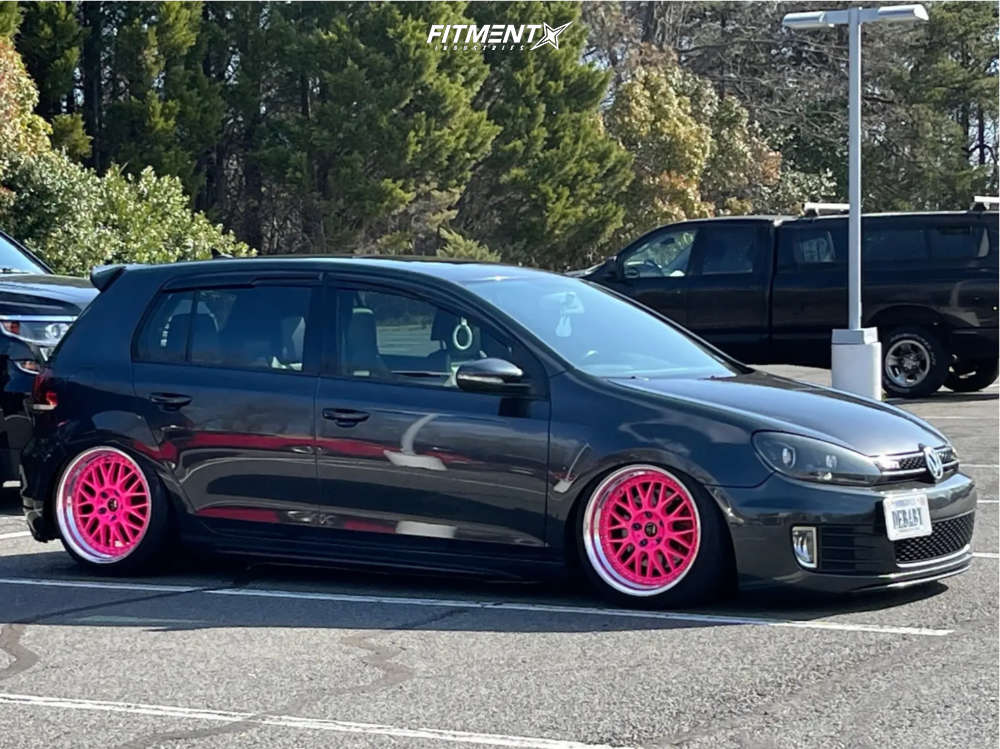 2011 Volkswagen GTI Base with 18x9.5 Work Vs Xx and Kumho 215x40 on Air ...
