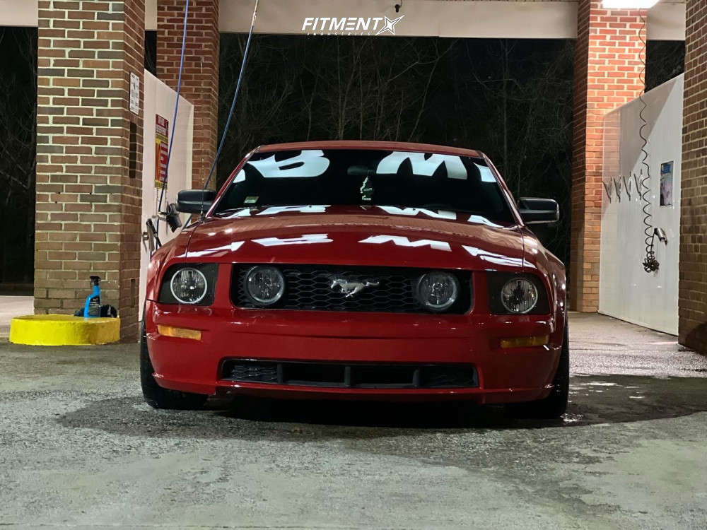 2007 Ford Mustang GT with 18x9.5 ESR Cs8 and Michelin 245x40 on ...