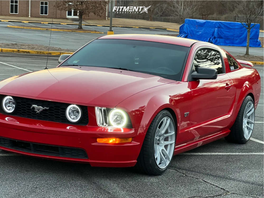 2007 Ford Mustang GT with 18x9.5 ESR Cs8 and Michelin 245x40 on ...