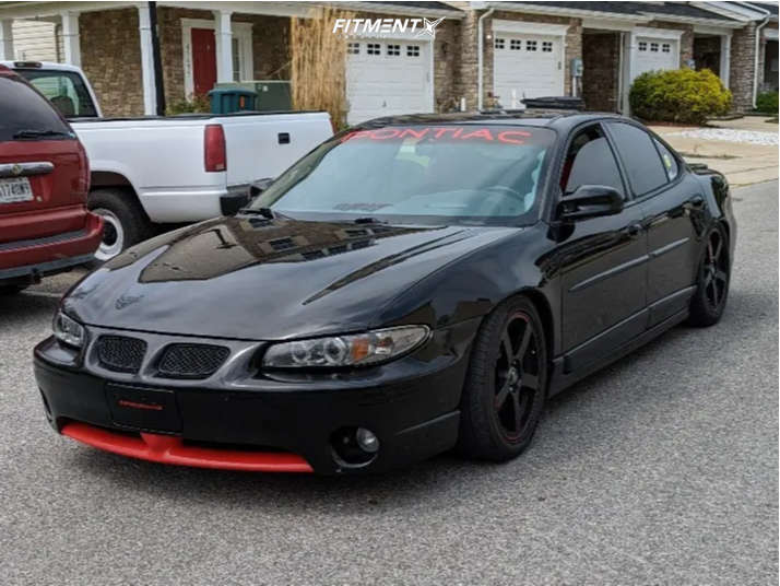 2000 Pontiac Grand Prix GTP with 18x8 Motegi Mr118 and Pirelli 245x45 ...
