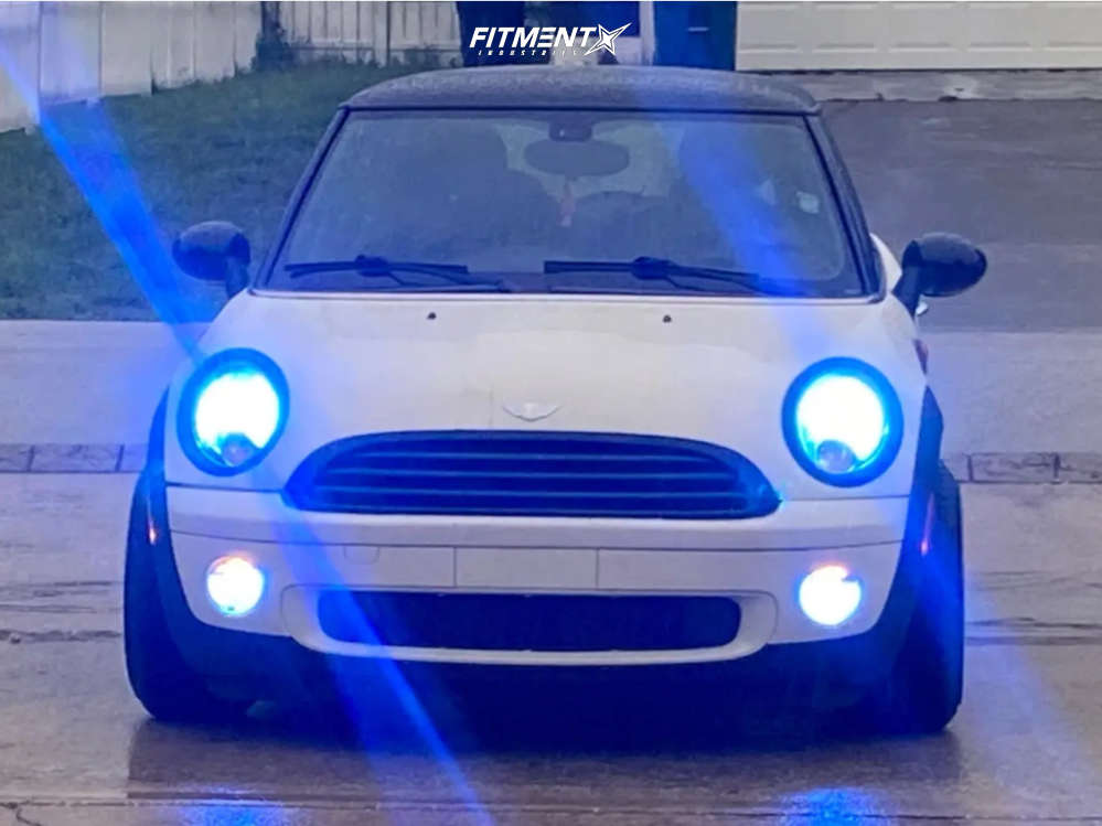 2007 Mini Cooper Base with 17x9.75 XXR 527 and Sailun 215x40 on Stock ...