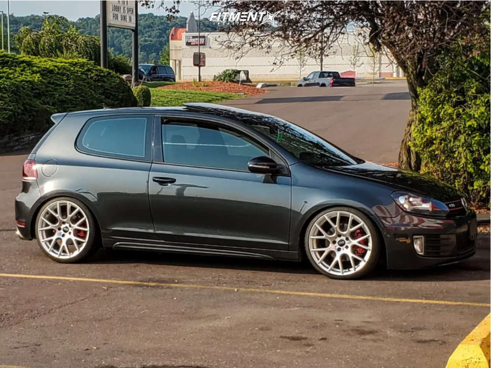 2011 Volkswagen GTI Base with 19x8.5 VMR V810 and Achilles 225x35 on ...
