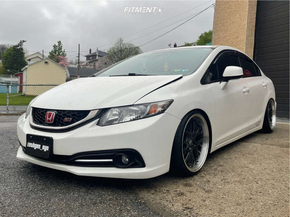 2013 Honda Civic Si with 18x9.5 ESR Cs15 and Vercelli 215x35 on ...