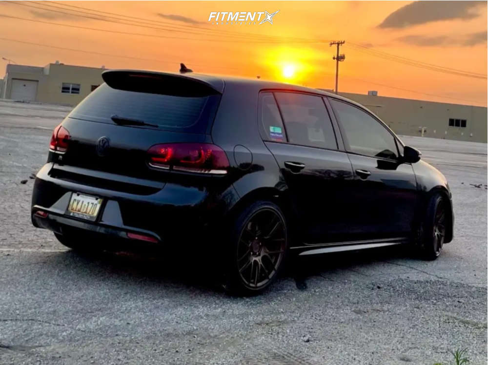 2013 Volkswagen Golf R Base with 18x8.5 Aodhan Ah-x and Vercelli 225x40 ...