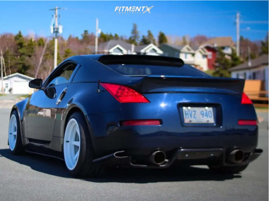 2007 Nissan 350Z Base with 18x9 Cosmis Racing Xt-006r and Firestone ...