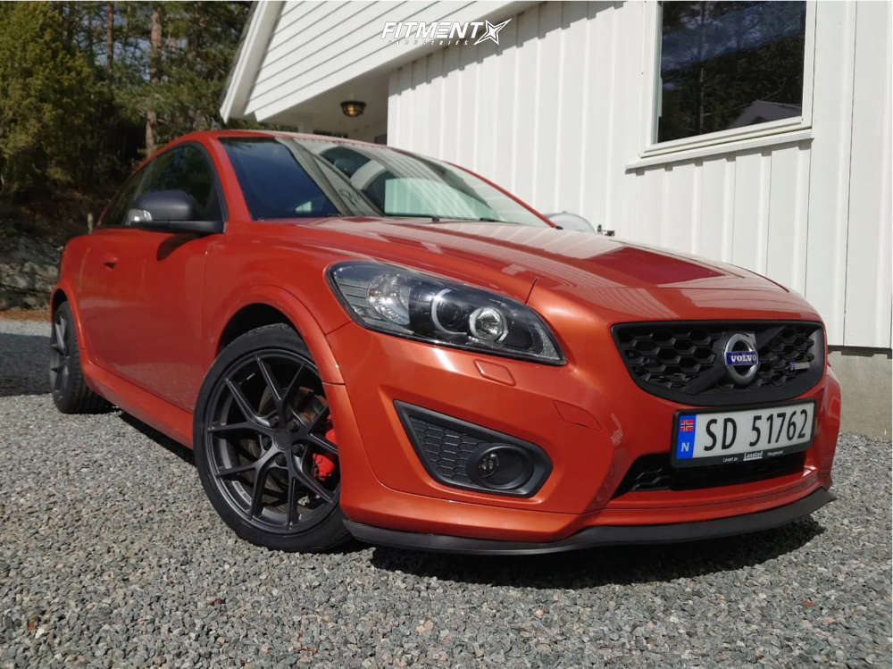 2010 Volvo C30 1.6D R-design with 18x8 Japan Racing Sl01 and Goodyear ...
