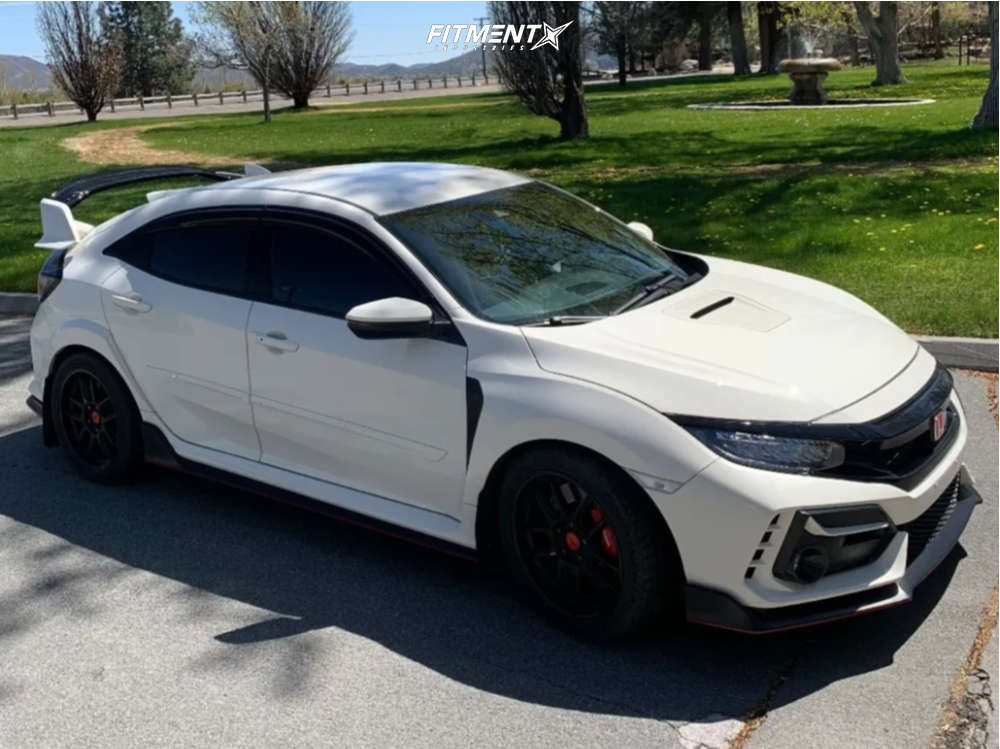 2020 Honda Civic Type R with 18x9.5 ESR Ap8 and Continental 255x40 on ...