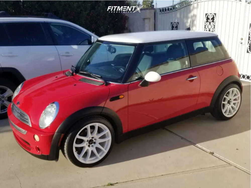 2005 Mini Cooper Base with 17x8 Vors Tr4 and Continental 205x45 on ...
