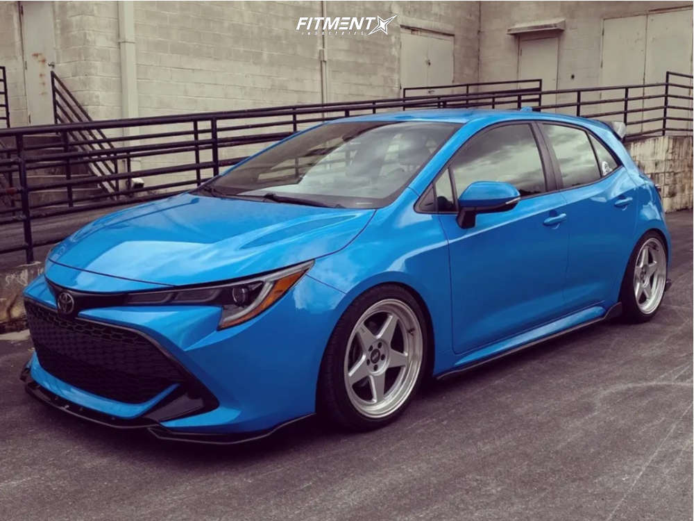 2019 Toyota Corolla SE with 18x9.5 ESR Cr5 and Vercelli 255x35 on ...