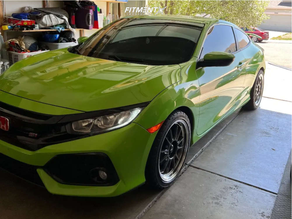 2017 Honda Civic Si with 18x8.5 Konig Hypergram and Goodyear 235x40 on ...