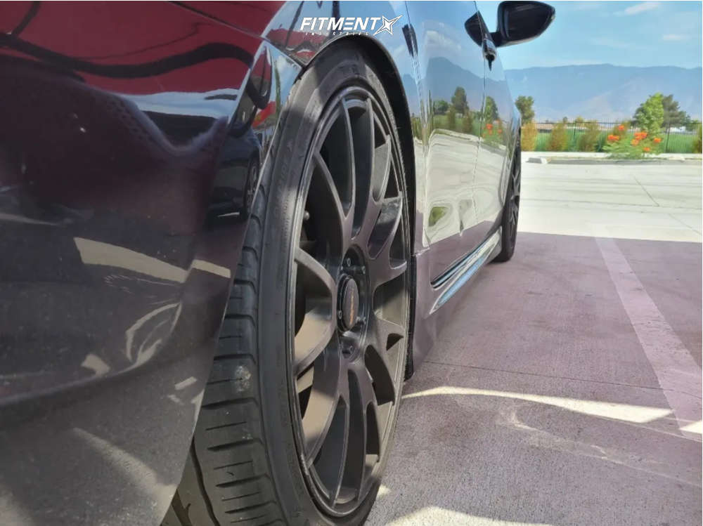 2014 Volkswagen Jetta GLI with 18x8 Motegi Mr118 and Continental 225x40 ...