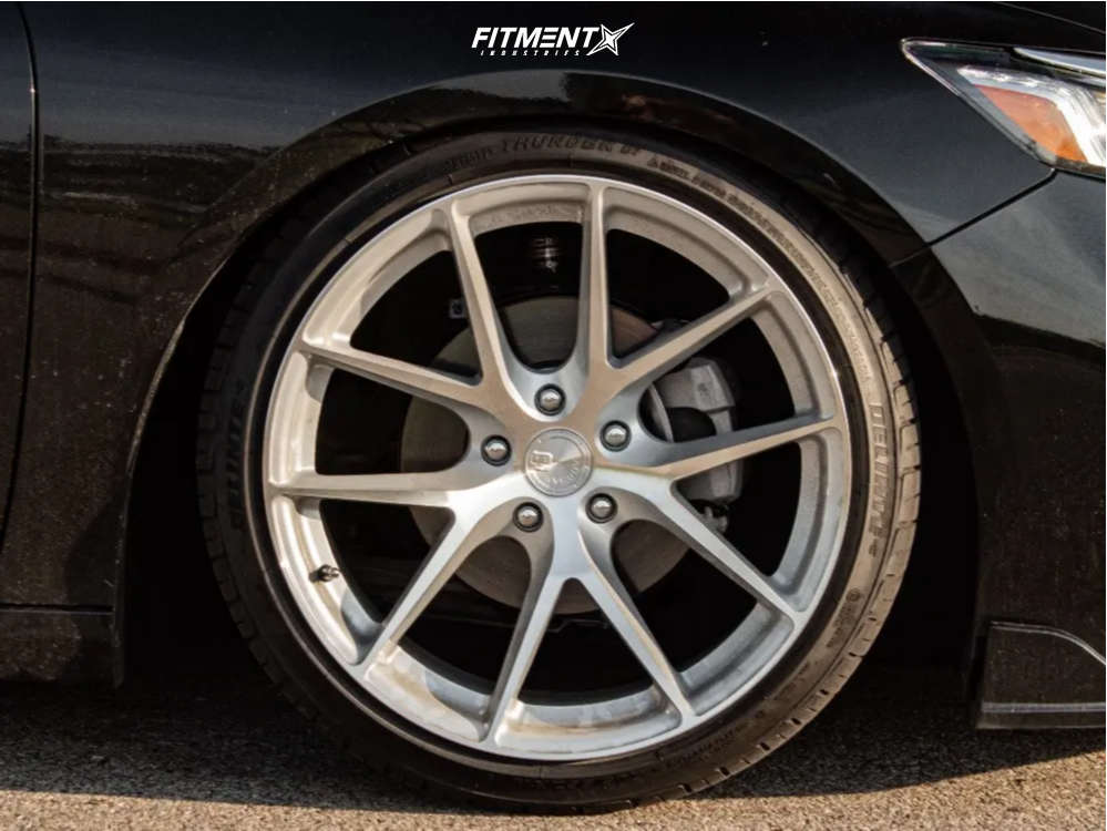 2022 Honda Accord LX with 19x9.5 Aodhan Aff7 and Delinte 245x35 on ...