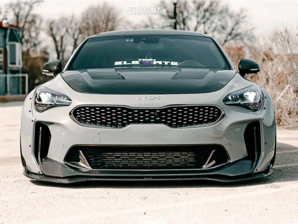 2019 Kia Stinger GT2 with 19x10.5 Esr Forged Classic LP2-R and Falken ...