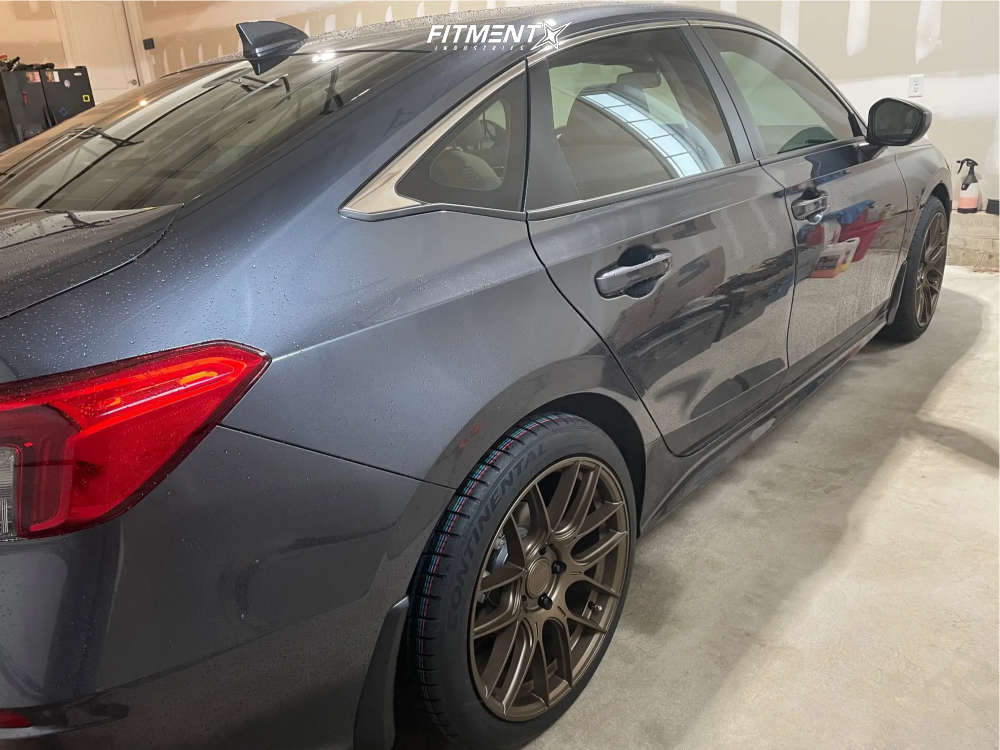 2022 Honda Civic EX with 18x8.5 Aodhan Ah-x and Continental 235x40 on ...