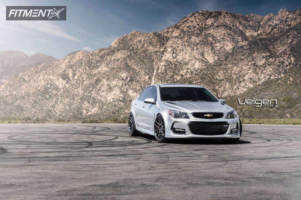 2017 Chevrolet SS Base with 20x9 Velgen Vmb6 and Pirelli 255x35 on ...