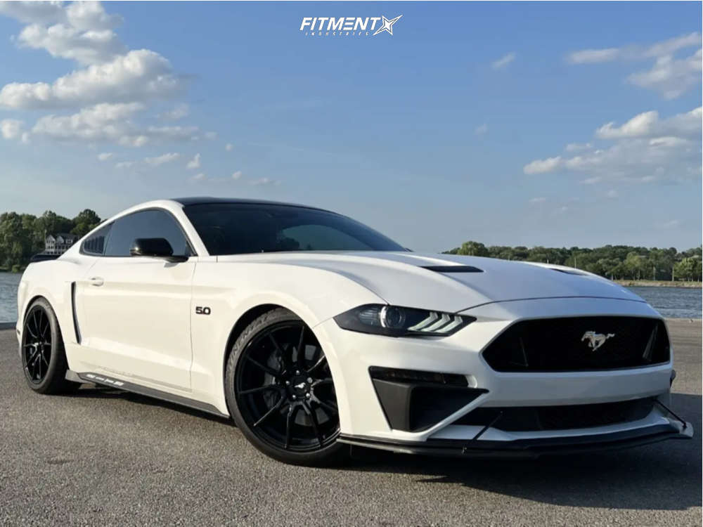 2019 Ford Mustang GT Premium with 20x10 OE Performance 193 and ...
