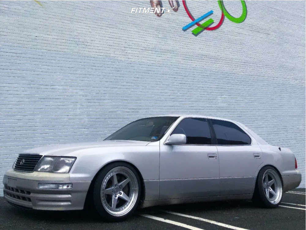 1997 Lexus LS400 Base with 18x9.5 Aodhan Ds05 and Nokian 235x40 on ...