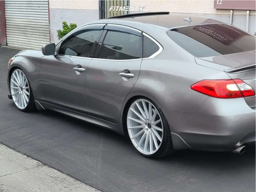 2011 INFINITI M56 Base with 22x9 Giovanna Verdi and Lionhart 245x30 on ...