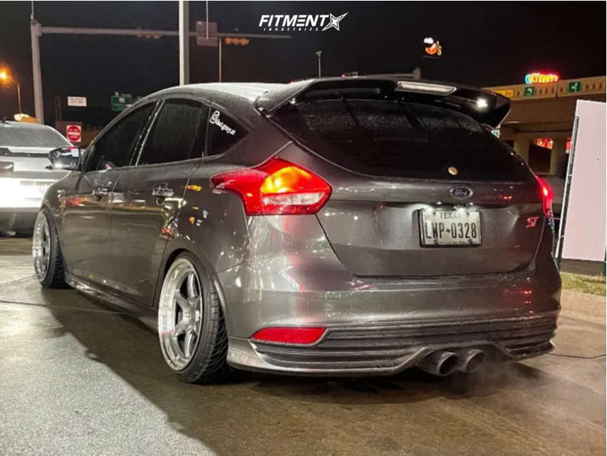 2015 Ford Focus ST with 18x9 Kansei Roku and Federal 215x35 on ...