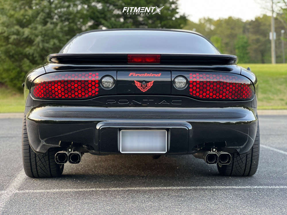 1998 Pontiac Firebird Formula with 18x9.5 ESR Rf15 and Continental ...