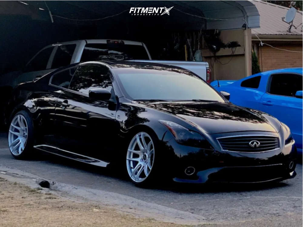 2012 INFINITI G37 X Sport with 19x9.5 ESR Cs8 and Lexani 235x35 on ...