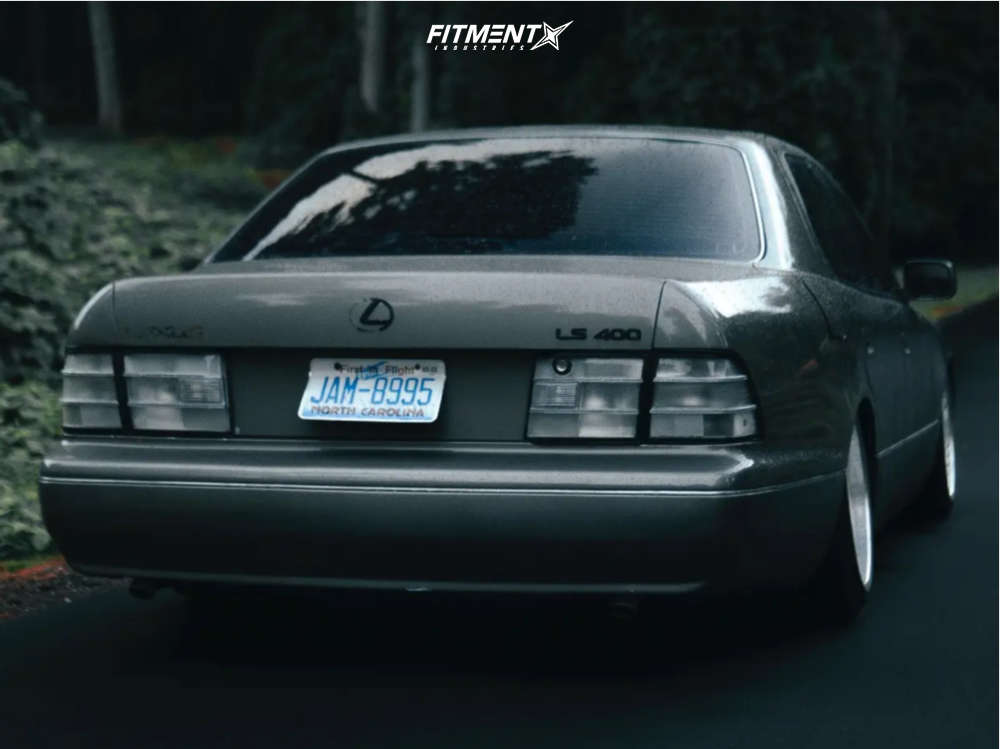 1995 Lexus LS400 Base with 18x9.5 OZ Racing Opera 2 and Achilles 225x35 ...