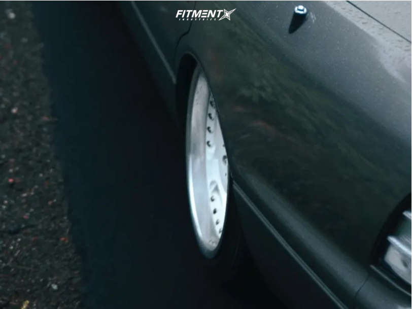 1995 Lexus LS400 Base with 18x9.5 OZ Racing Opera 2 and Achilles 225x35 ...