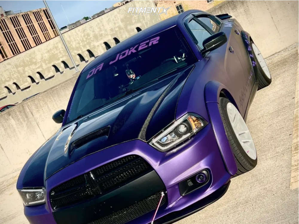 2014 Dodge Charger SE with 19x10.5 ESR Cs8 and Delinte 275x35 on ...