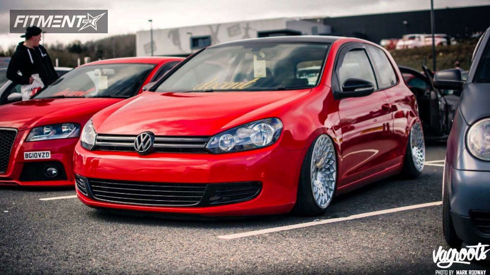 2009 Volkswagen Golf Base with 18x9.5 Japan Racing and Nankang 215x40 ...