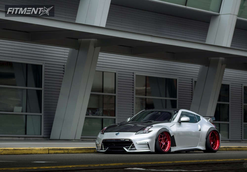 2011 Nissan 370Z 2dr Coupe (3.7L 6cyl 6M) with 20x10 Avant Garde F111 ...