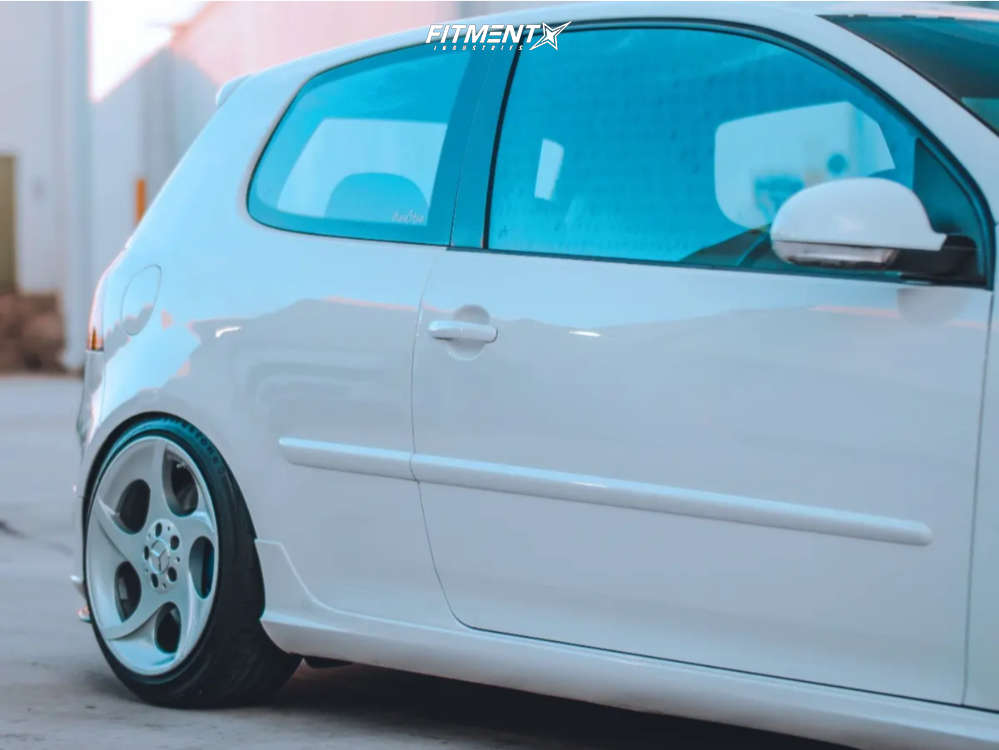 2008 Volkswagen R32 Base with 18x8.5 Ronal Alphards and Firestone ...