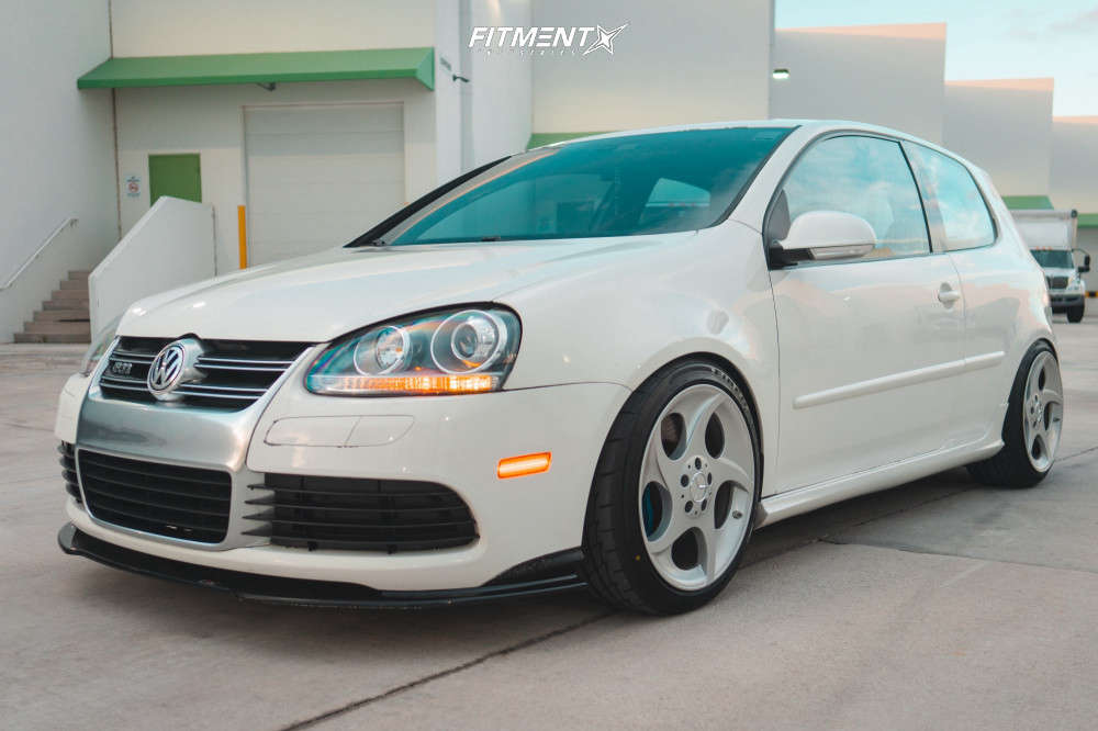 2008 Volkswagen R32 Base with 18x8.5 Ronal Alphards and Firestone ...