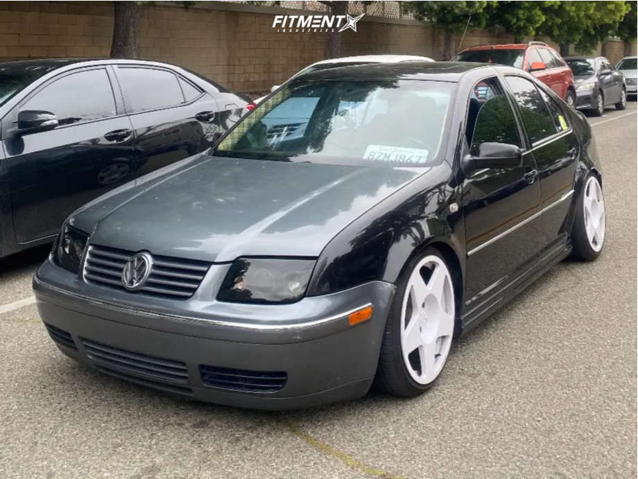 2004 Volkswagen Jetta GLI with 18x8.5 Fifteen52 Tarmac and Achilles ...